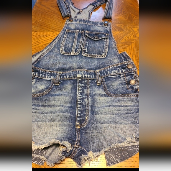 American Eagle Outfitters | Shorts | Ae Xs Overalls Great Shape | Poshmark